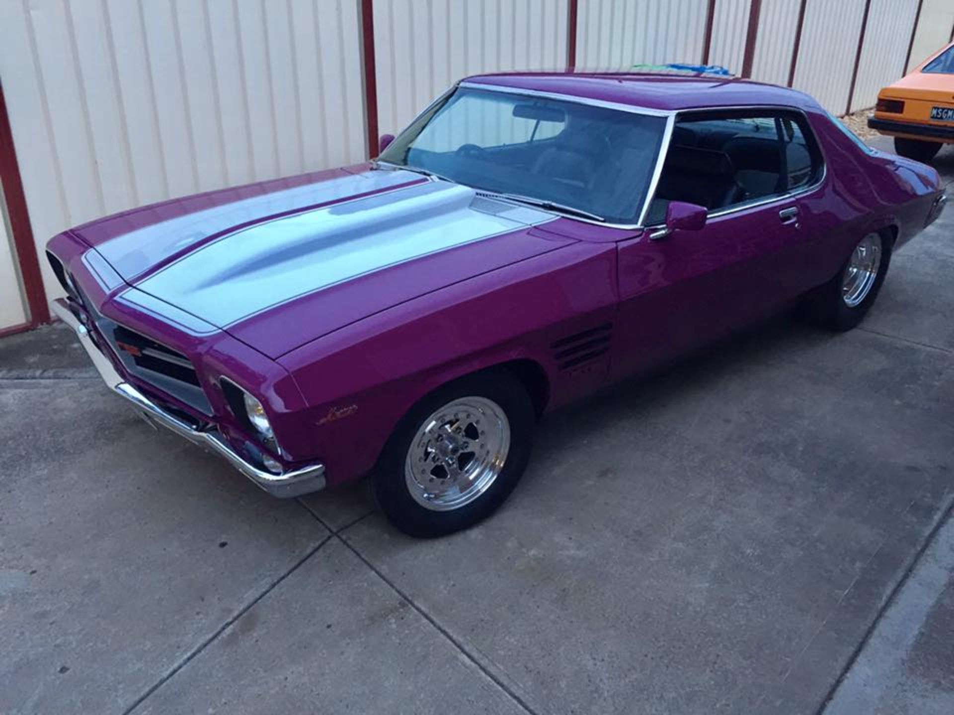 Hinged 2 Inch Cowl Bonnet